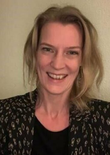 Contact - Van der Waalslaan